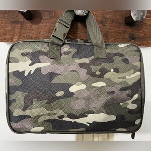 thirty-one - Poshmark
